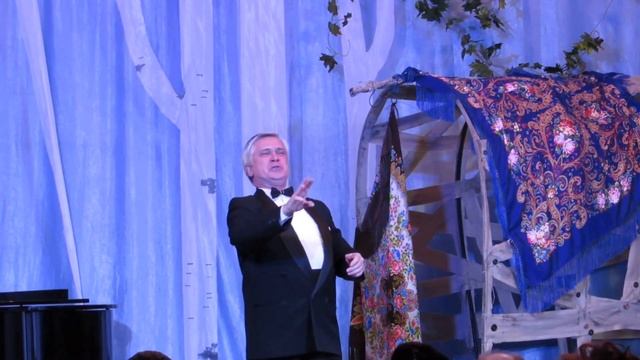 "Дорогой Длинною". Исп. Сергей Лихобабин.