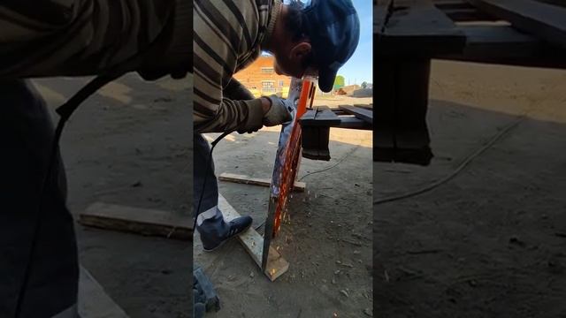 подготовка к грунтовке двери  КамАЗ евро2.mp4