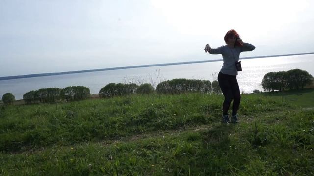 Танец на пленэре под китайскую музыку версия 2