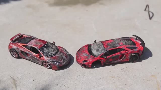 McLaren MP4-12C против Lamborghini Aventador - Восстановление заброшенных моделей автомобилей