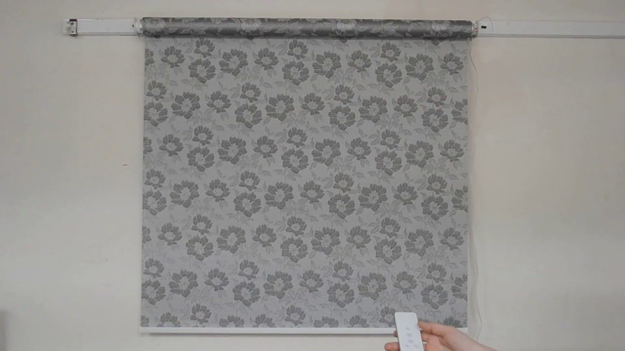 Рулонная штора с электроприводом