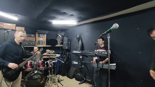 На берегу 6.04.2022