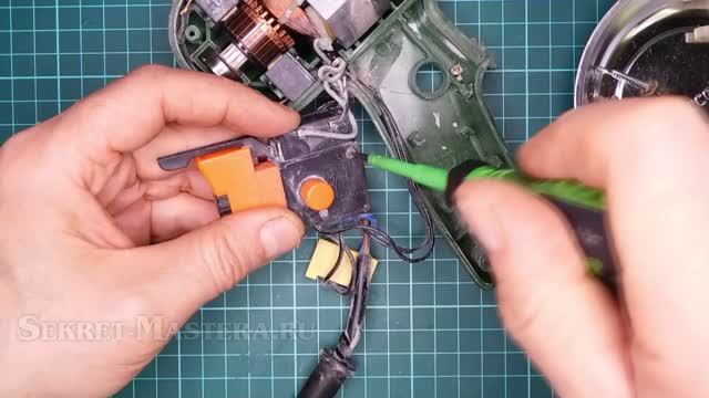 Ремонт электродрели КАЛИБР одной отверткой