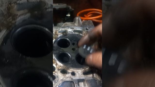 Сделайте профилактику ГБЦ Touareg 3.0 ничего страшного не наблюдалось. Оказалось он плохо заводился.