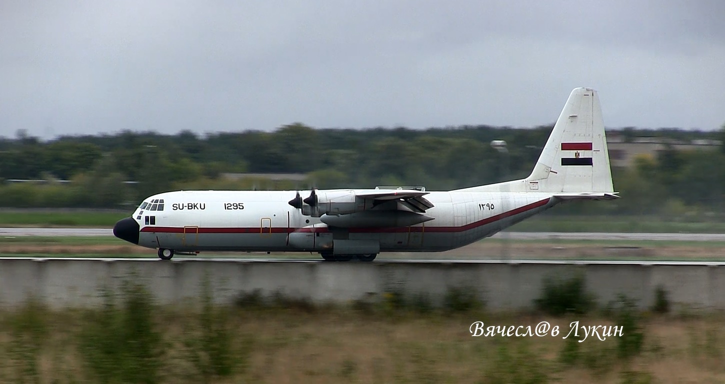 Гость из Египта Lockheed C-130H-30 Hercules