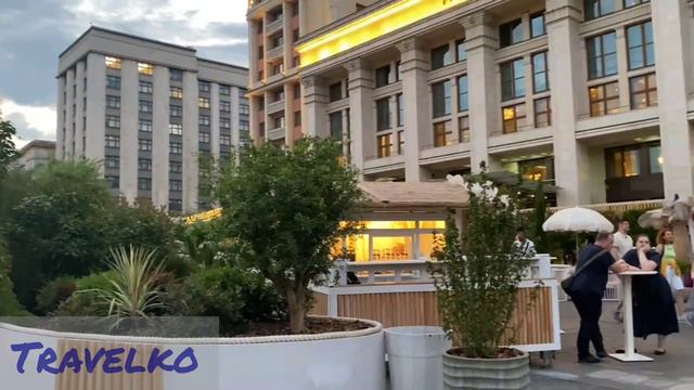 Лето в Москве - 2024. На Манежной площади теперь как в Сочи!
