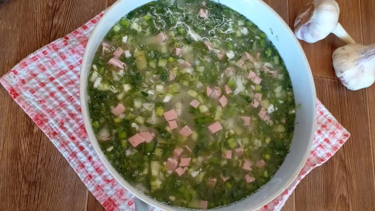 Как приготовить вкусную окрошку на кефире . Простой и быстрый рецепт моей семьи