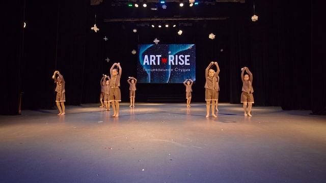 Коллектив "Притяжение" (8-10 лет) Савельева Надежда "Ода волосам"