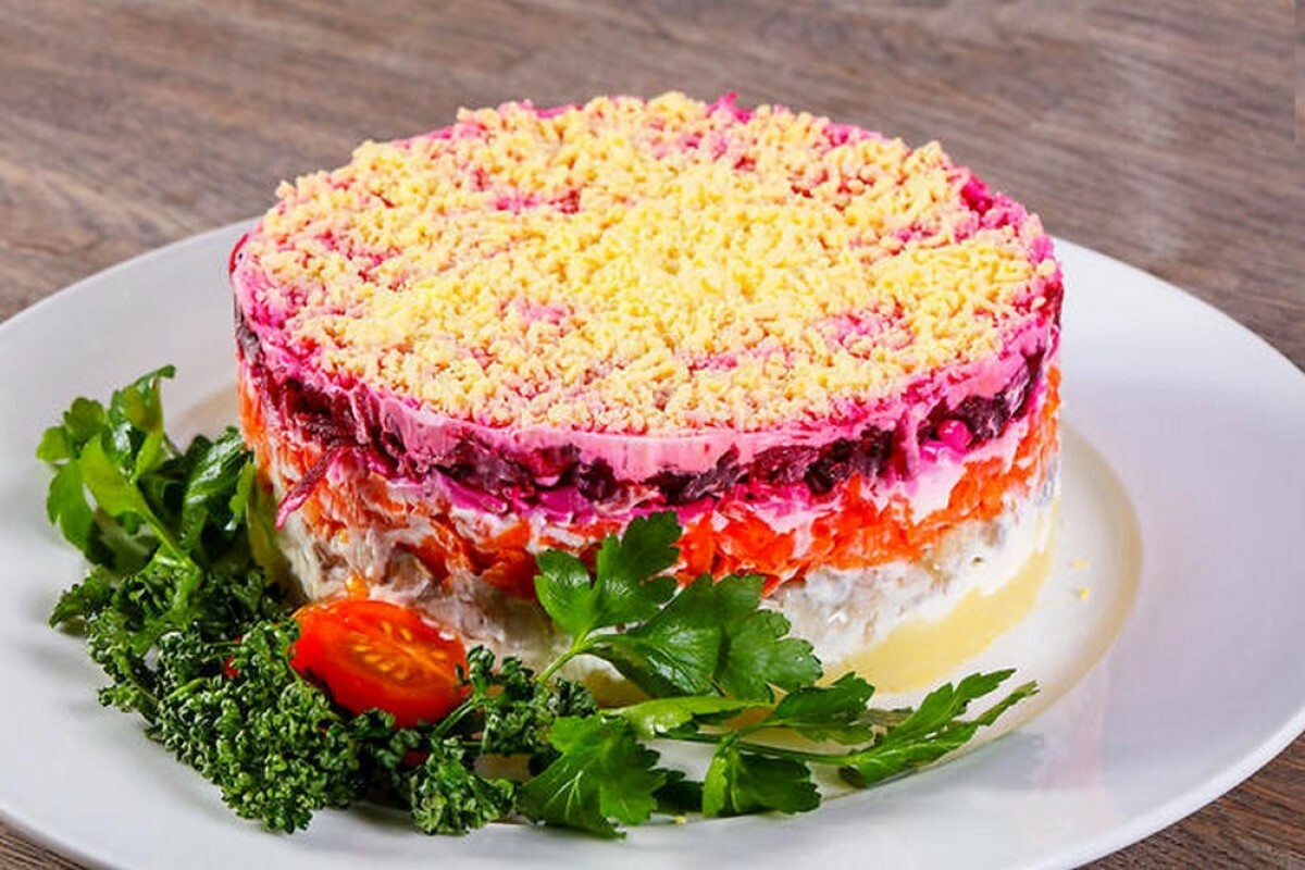 СЕЛЕДКА ПОД ШУБОЙ.