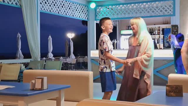 Вечер на море