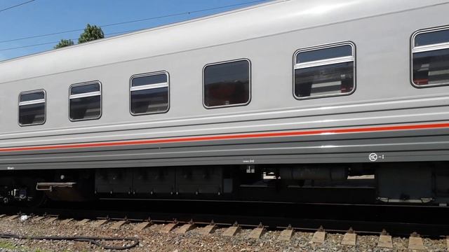 Двухэтажный поезд Санкт-Петербург - Адлер №35. Большая остановка Воронеж.