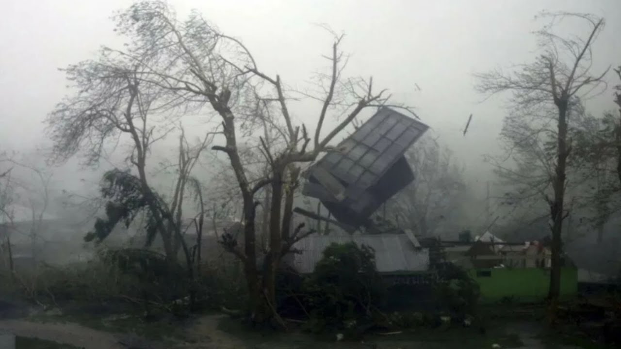 Тропический Циклон "СЕРОЯ" оставил город Австралии без электричества _ Катаклизмы сегодня