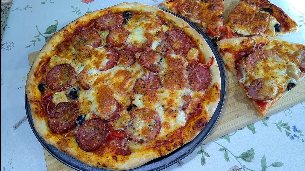 Пицца дома. Такую в пиццерии не делают!
