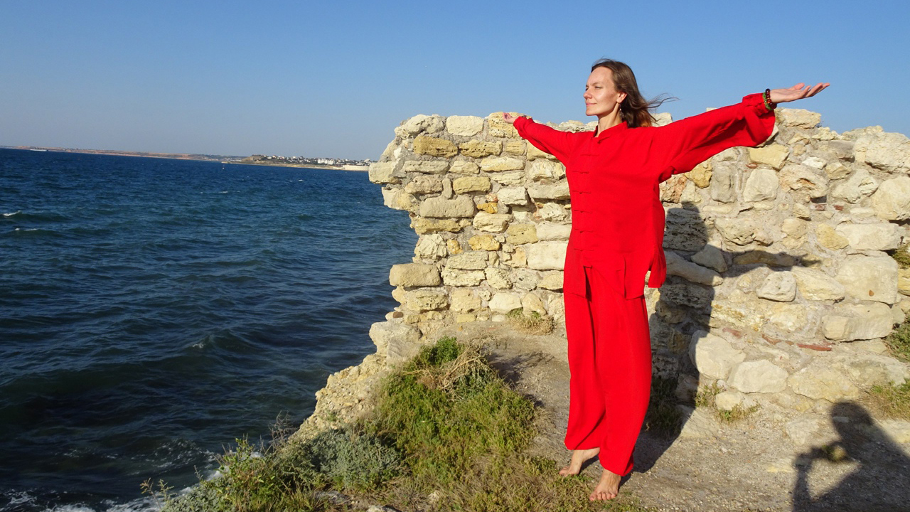 Бадуаньцзинь (8 кусков парчи), 8-е упражнение.