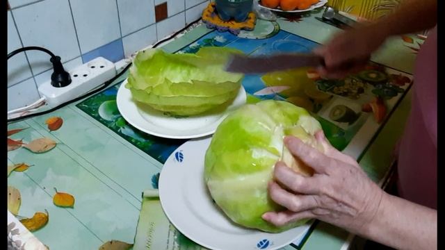 Как отделить листья капусты без варки.mp4
