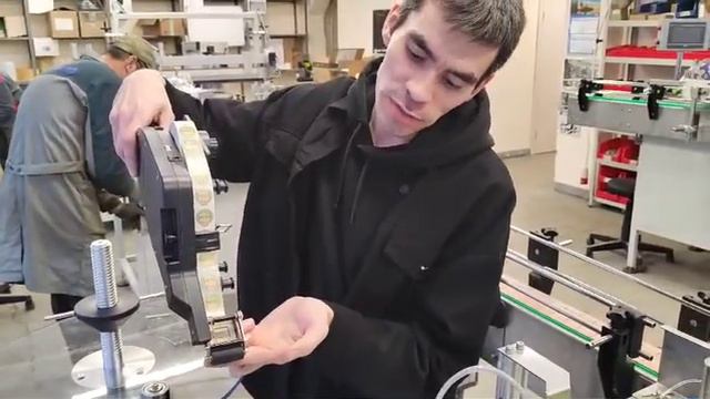 Ручной автоматический аппликатор самоклеящихся этикеток ПрактикМ NEW