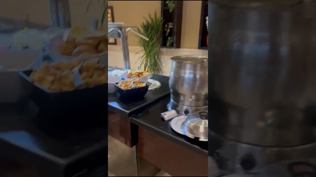 Неплохой ужин в отеле El Karma Aqua Beach Resort 4* в Хургаде (апрель 2024)