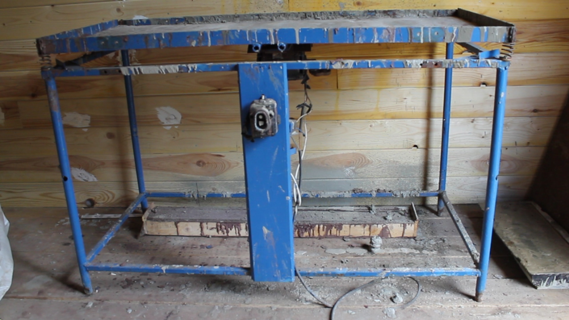 Как сделать Вибростол.