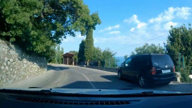 Дорога от Аквапарка Голубой Залив в г.Симеиз в санаторий Ай-Петри пгт.Гаспра.