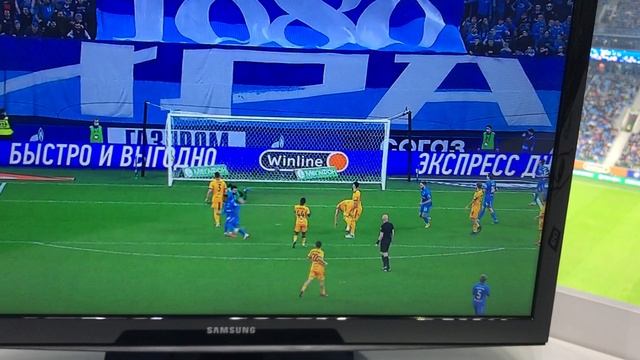 На матче Зенит - Арсенал.19.03.22 (второй гол).MOV