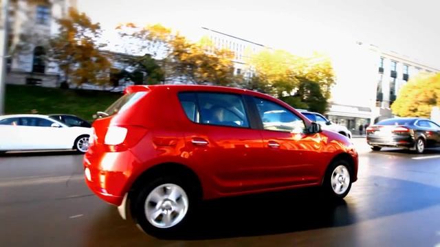 NEW RENAULT SANDERO Тест-драйв в программе Москва рулит