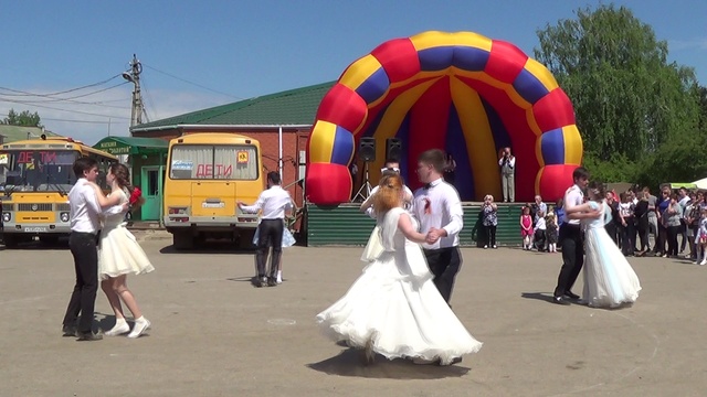 Школьный вальс. Ряжск. 9 мая 2018г.