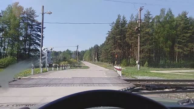 VID_020 На конец начали возводить вышку.mp4