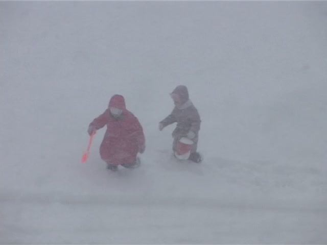 Весенний снегопад.