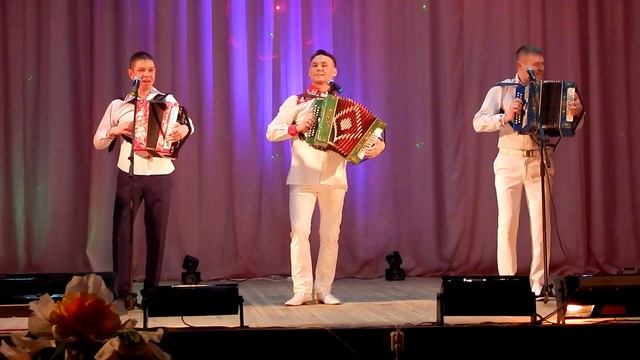 Александр Лопкин, Вадим Краснов, Сергей Пакеев - Лиеш моли муралташ