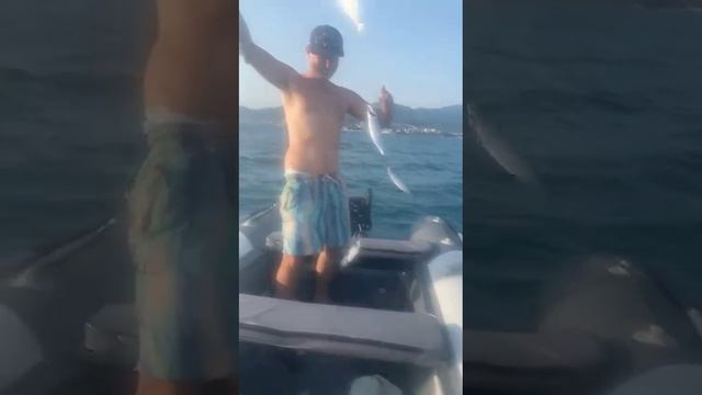 Морские прогулки. Рыбалка в Лазаревском.