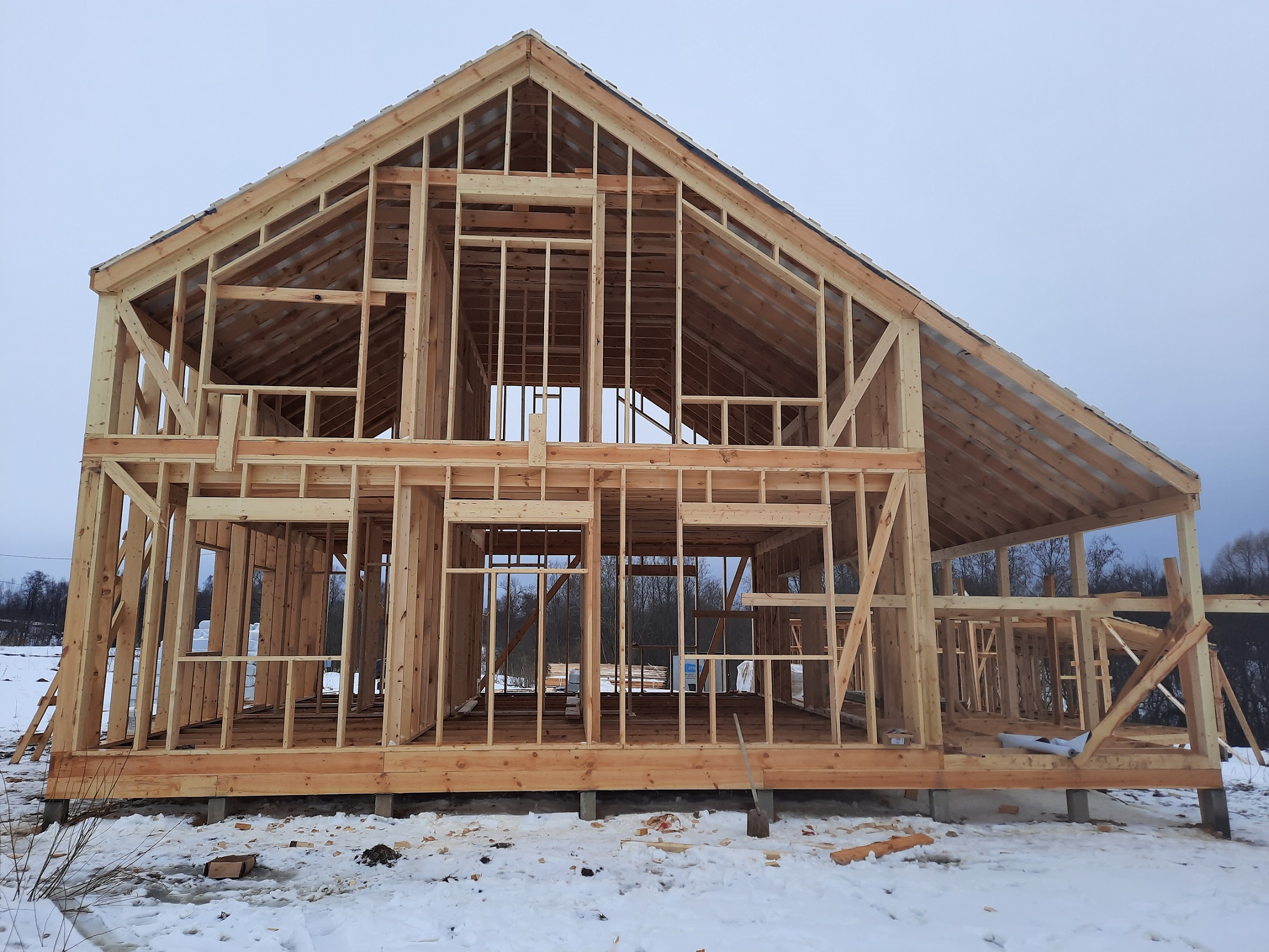 Монтаж каркаса дома 170 кв.м. в КП Экоозеро.