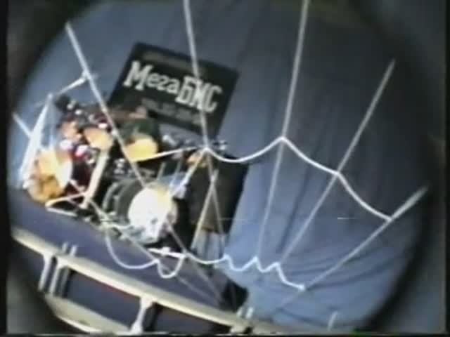 Фенечка...дурачимся после концерта...