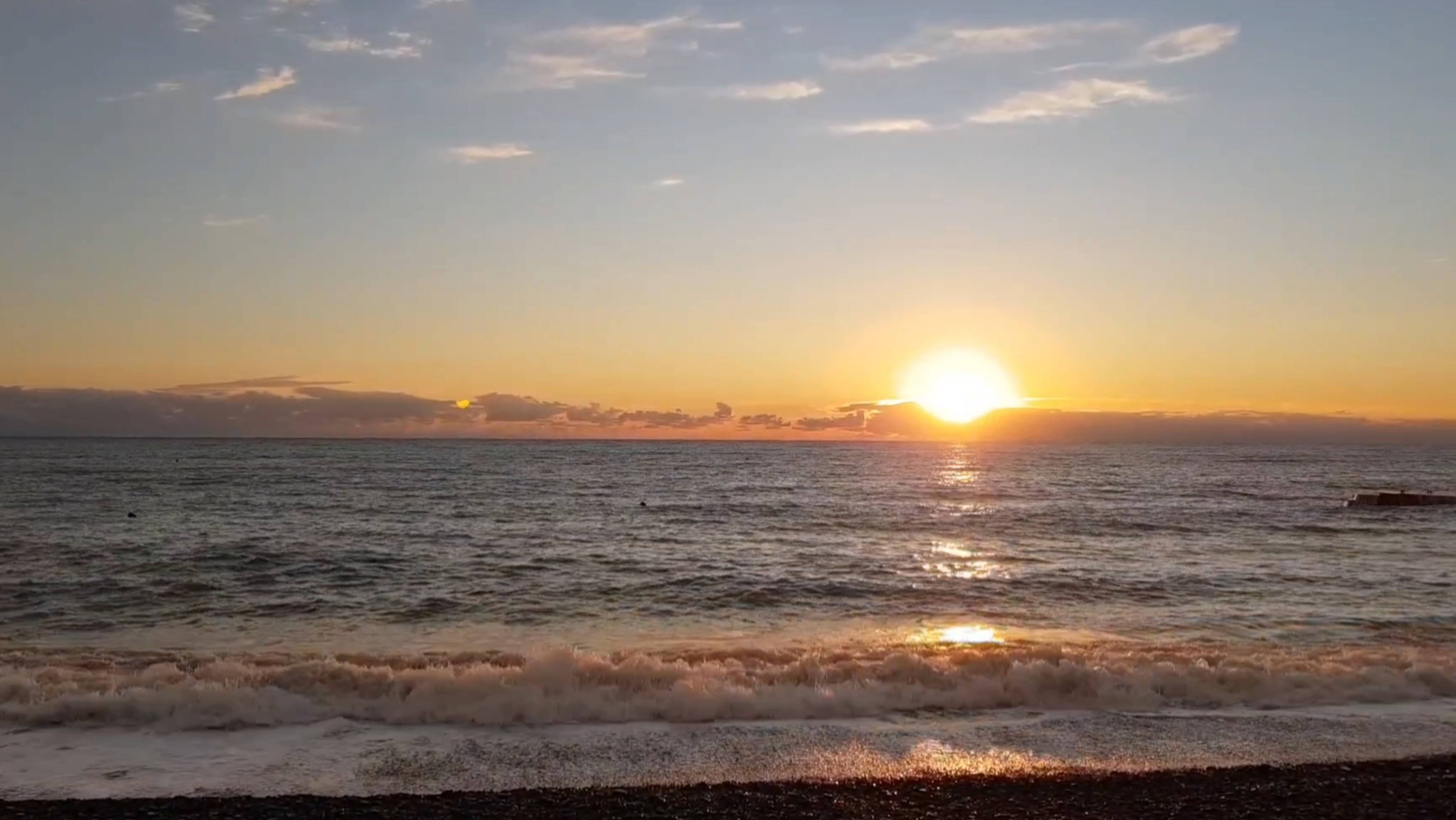 Звук прибоя на закате. Успокаивающее видео для сна и медитации. (без музыки)
