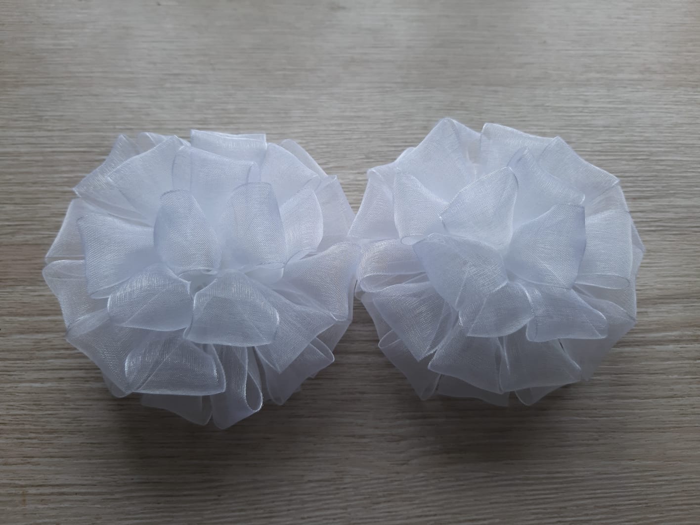 ЛУЧШИЕ БАНТИКИ НА 1 СЕНТЯБРЯ В ШКОЛУ из органзы/ THE BEST BOWS FOR SEPTEMBER TO SCHOOL from orga.mp4