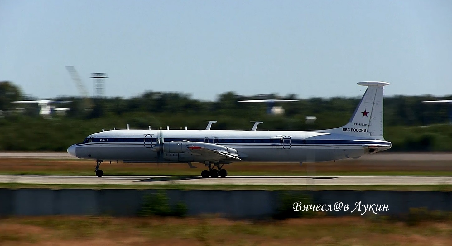 Тренировочный полёт Ил-22 RF-95920