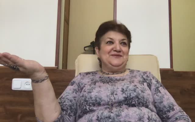 Быть наблюдателем.