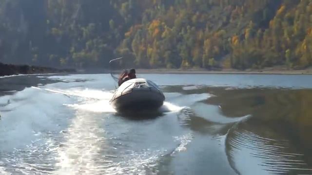 идем дамой.