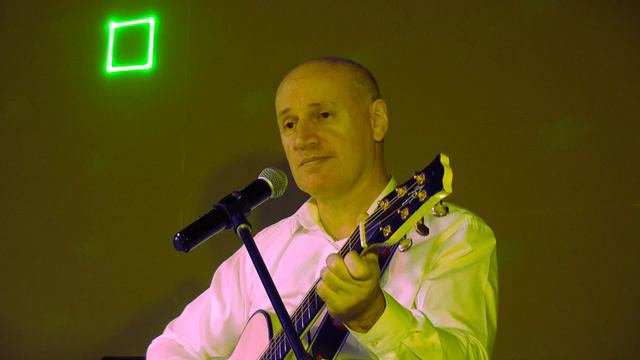 Сергей Петросян - В городском саду