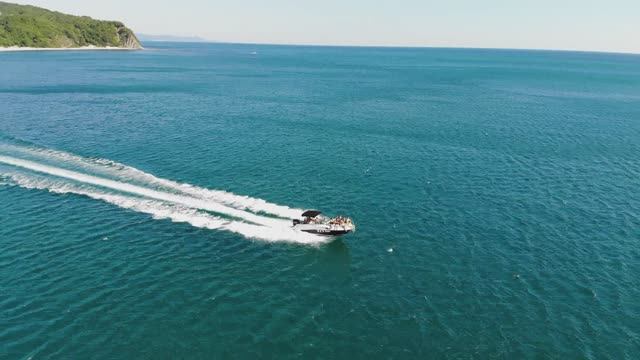 Черное море не такое уж и черное (08.2020)