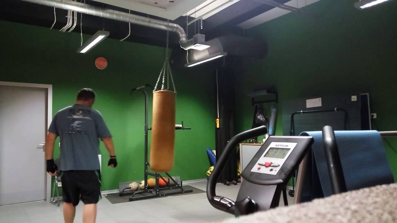 Разминочные раунды на мешке