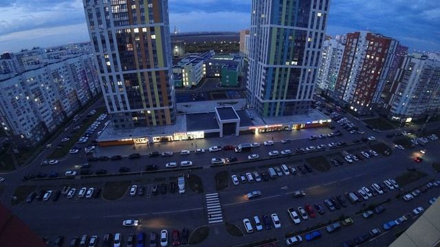 Вечерний Оренбург (ул. Поляничко) - таймлапс / Evening Orenburg (Polyanichko St.) – timelapse