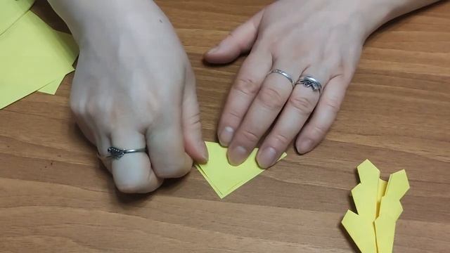 Колосок. Оригами. ОЧЕНЬ просто!!!!!