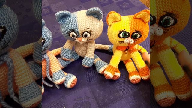 Обзор связанных котят Мяу. Схема одна-котята разные