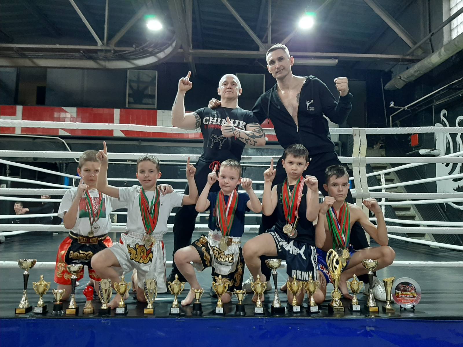 МУАЙ ТАЙ ДЕТИ. ТРЕНИРОВКА ПО ТАЙСКОМУ БОКСУ.