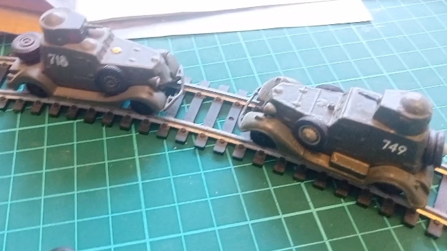 Бронеавтомобиль на железной дороге.mp4