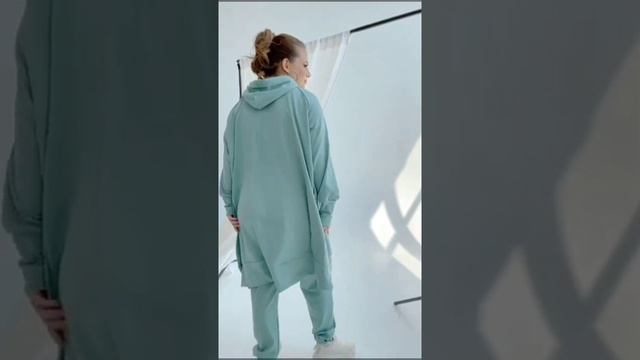 спортивные костюмы мода новинка платья костюмы красивая девушка музыка природа