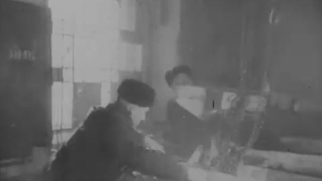 «Ленинград в борьбе» Документальный фильм 1942 год.