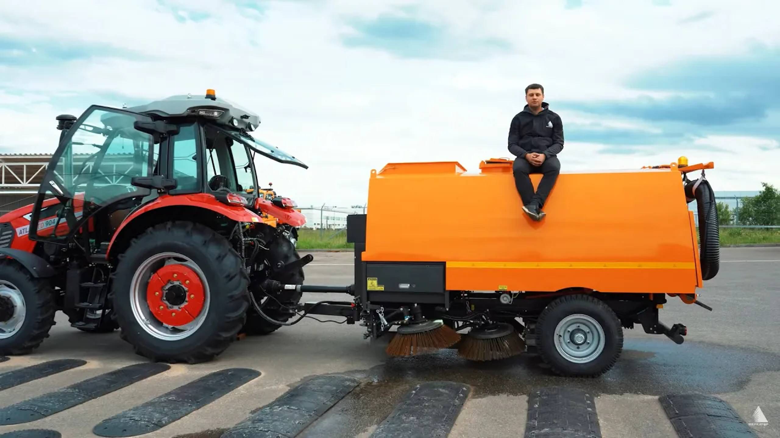 Обзор прицепного подметально-вакуумного оборудования Тра-вак 500