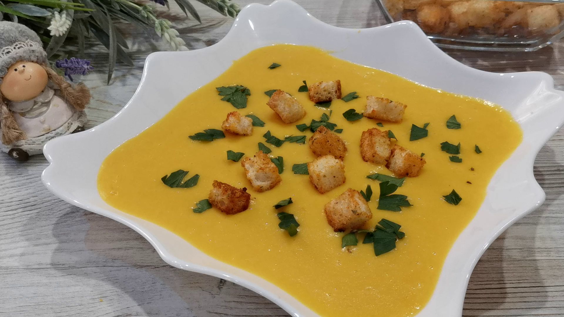 ТЫКВЕННЫЙ СУП-ПЮРЕ С ГРЕНКАМИ . Сливочная нежность !