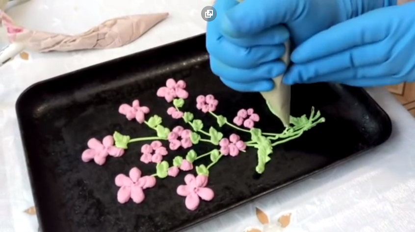 УКРАШАЕМ БЕЗ НАСАДОК И КОНДИТЕРСКИХ МЕШКОВ.